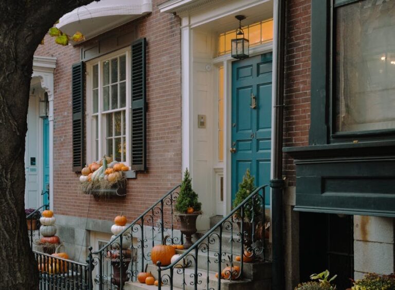Fall Planters with Pumpkins: Seasonal Decorating Ideas - Plant Grower World